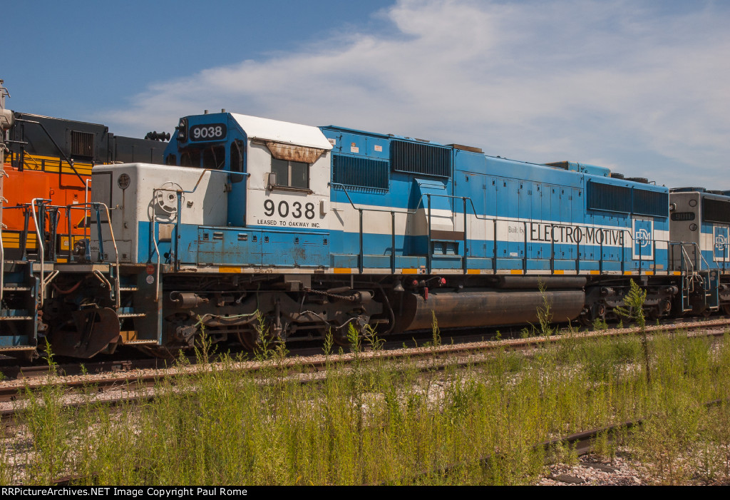 EMDX, OWY 9038, EMD SD60, lease return, stored